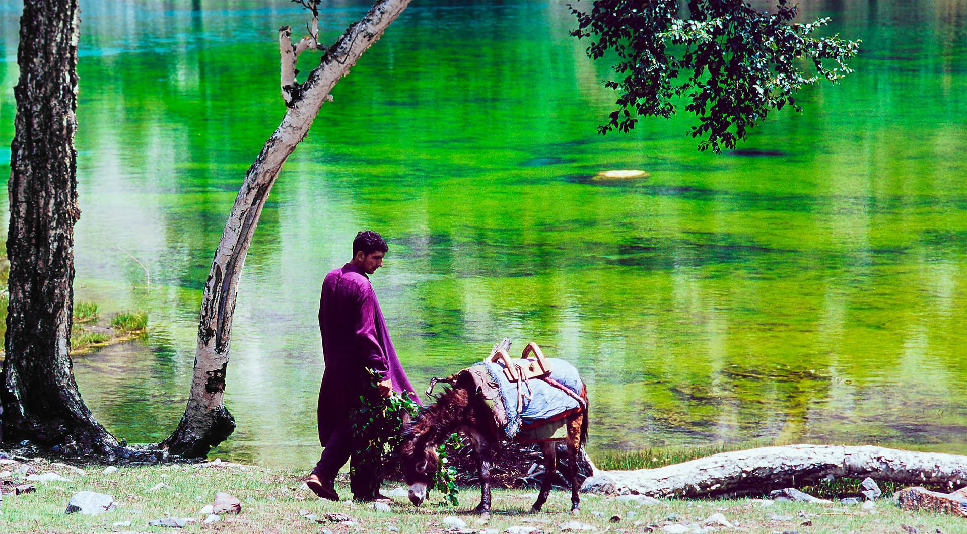 Berglicht: Het meer van de zeven kleuren | Avonturier Melvin Redeker